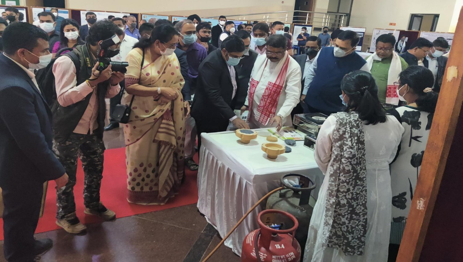 Home • II&SI - Industrial Interactions and Special Initiatives Cell